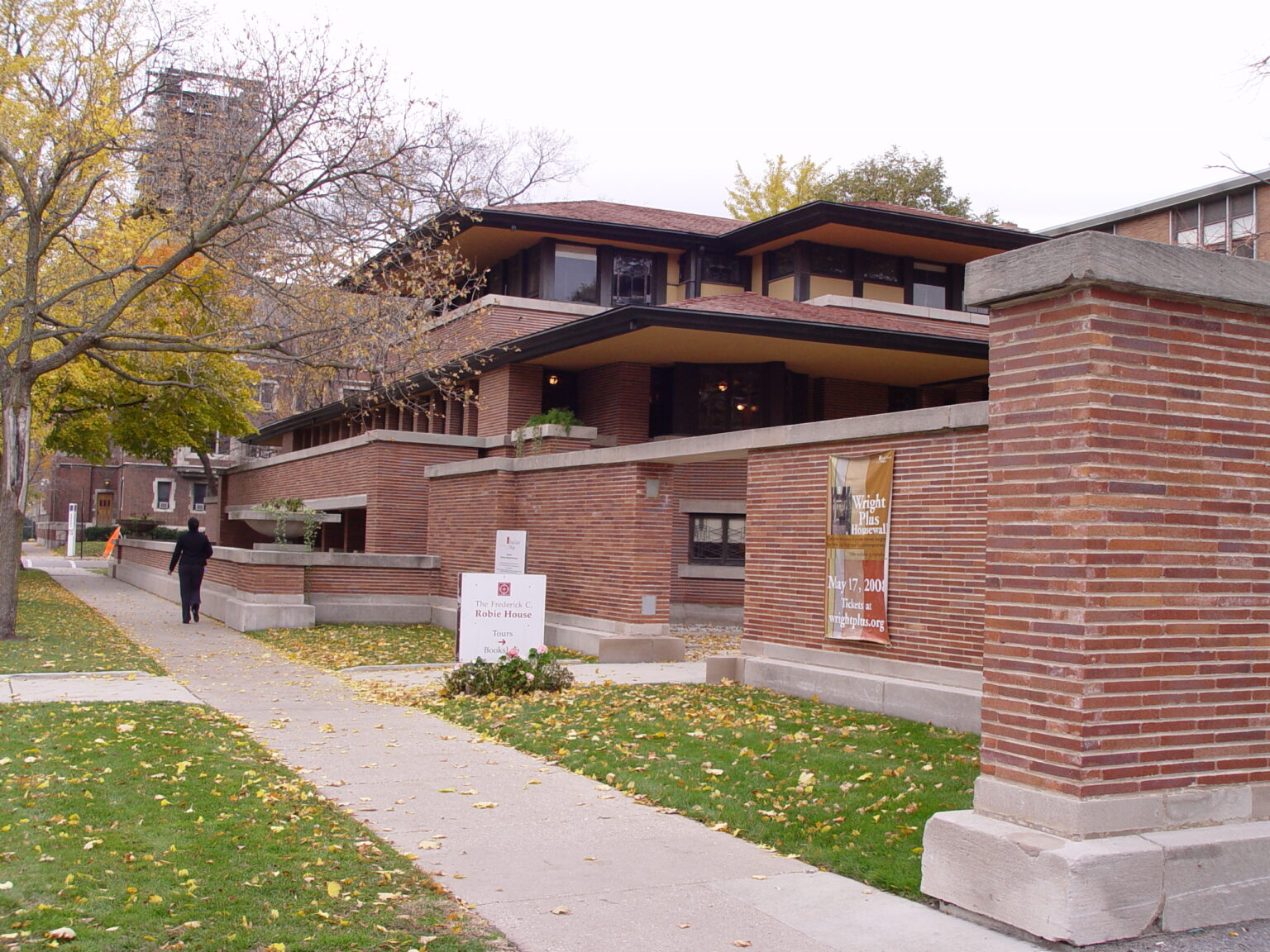 Robie House - Chicago, IL | Frank Lloyd Wright Sites