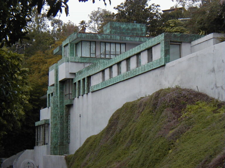 Samuel-Novarro House (Lloyd Wright) - Los Angeles| Frank Lloyd Wright Sites